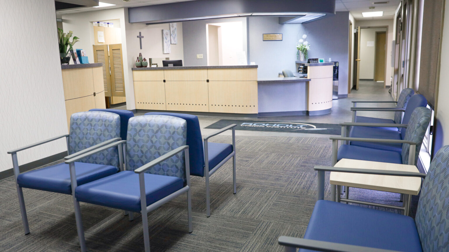 About Us - Roholt Vision Institute